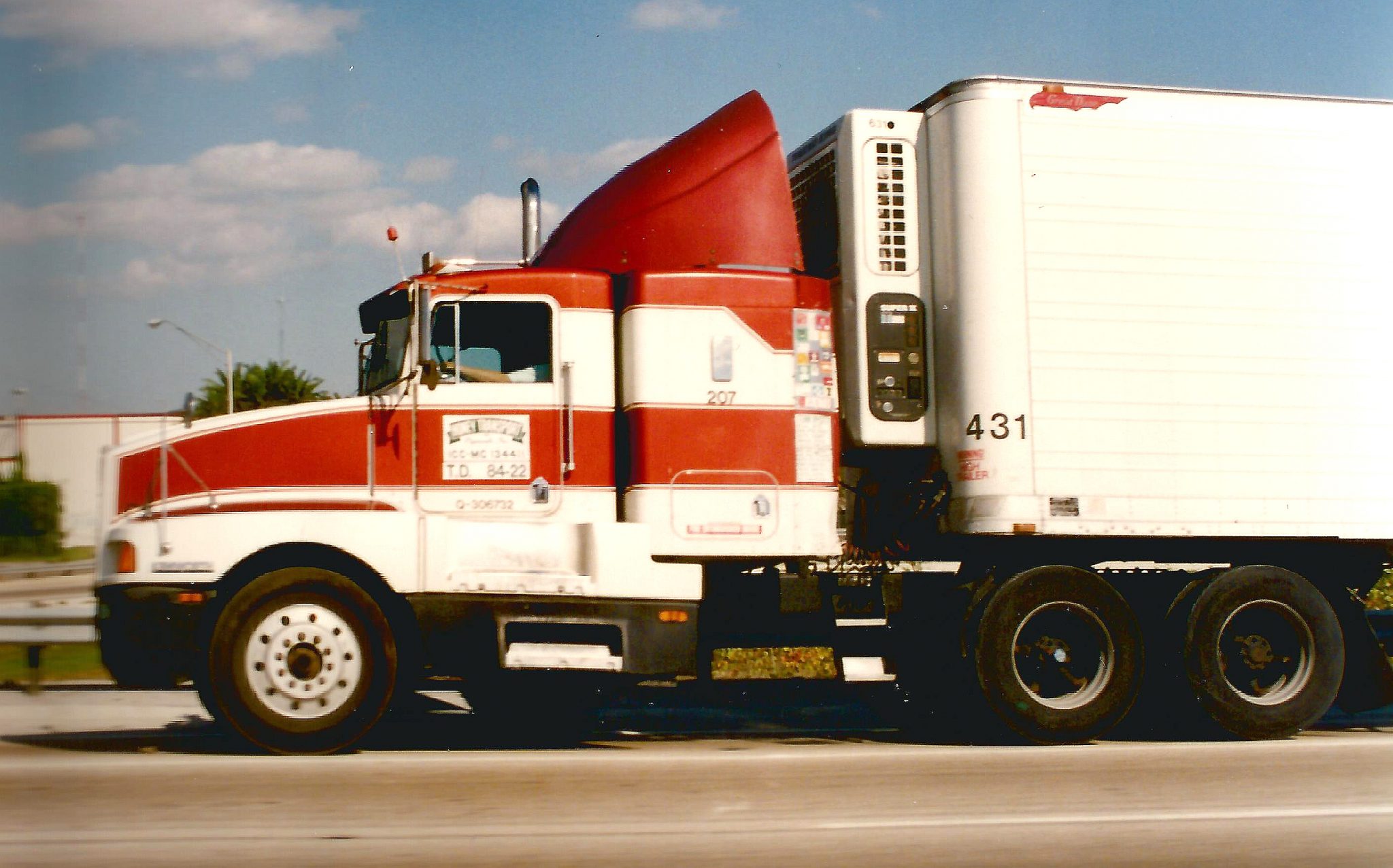 Kenworth T600A Conventional Aerodyne – Schinks Modellbau – US- und ...